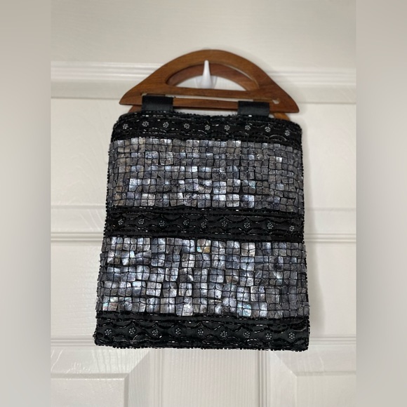 Expressions | Bags | Expressions Nyc Shells Beaded Floral Wood Handle ...
